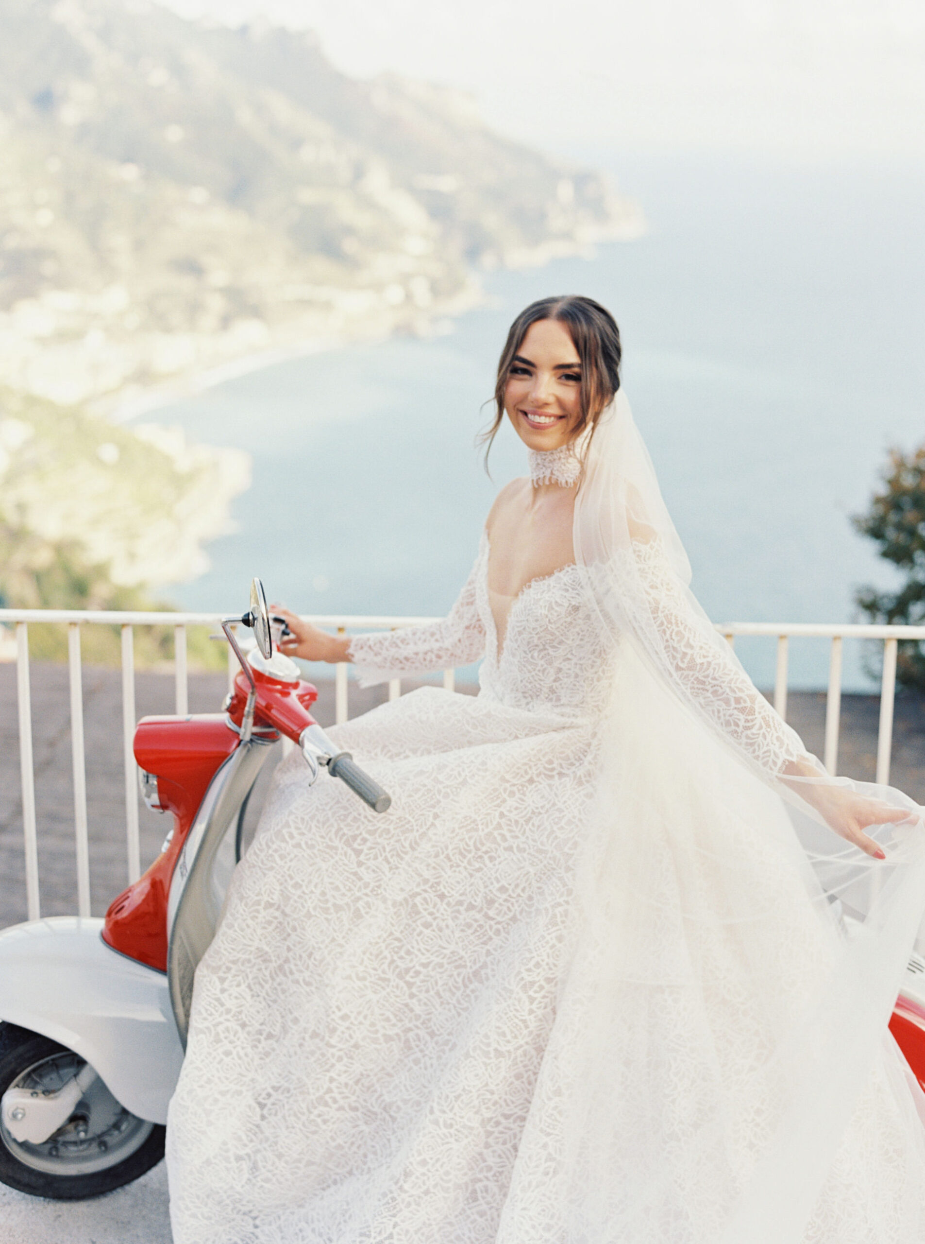 A Romantic, Vibrant Destination Wedding in Ravello That Honored The ...