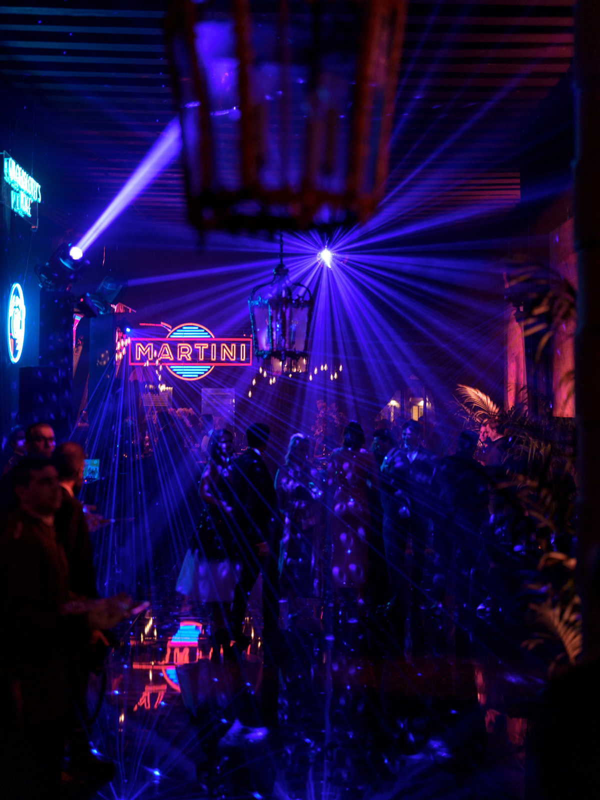 Singer-Songwriter Chloe Stroll and Olympic Snowboarder Scotty James’s ...