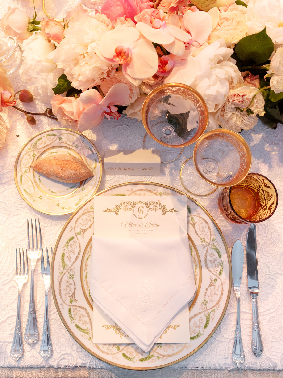 Singer-Songwriter Chloe Stroll and Olympic Snowboarder Scotty James’s ...