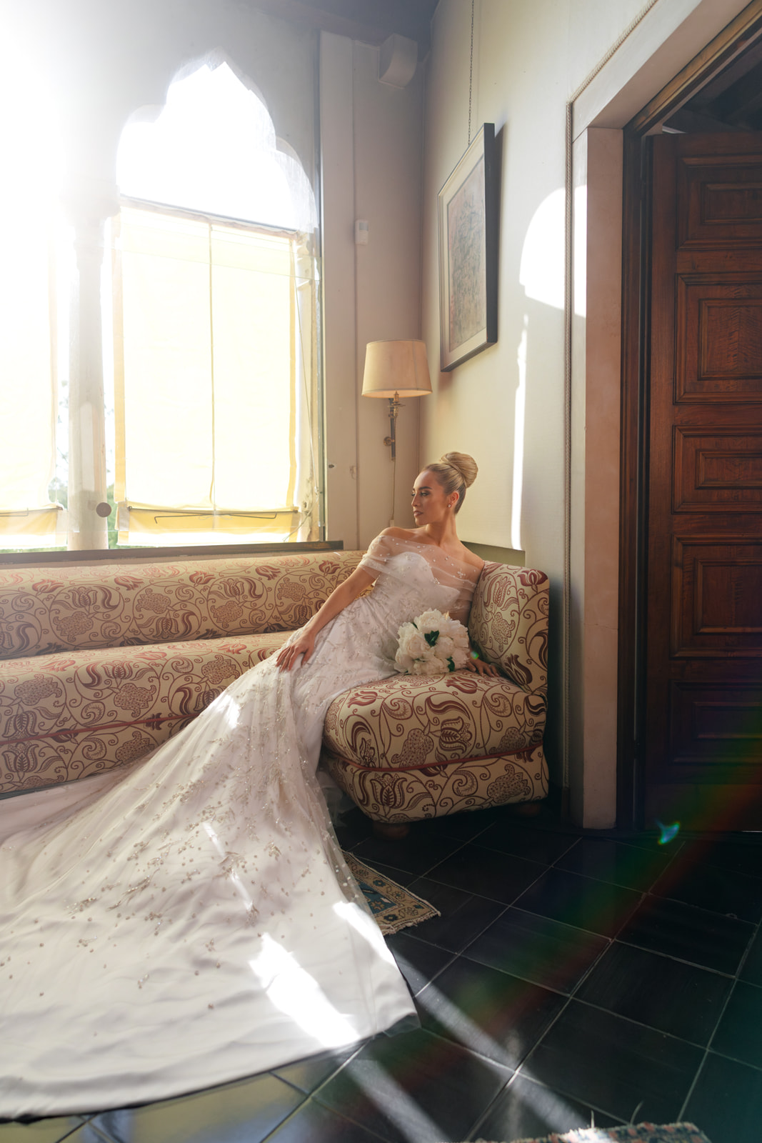 Singer-Songwriter Chloe Stroll and Olympic Snowboarder Scotty James’s ...