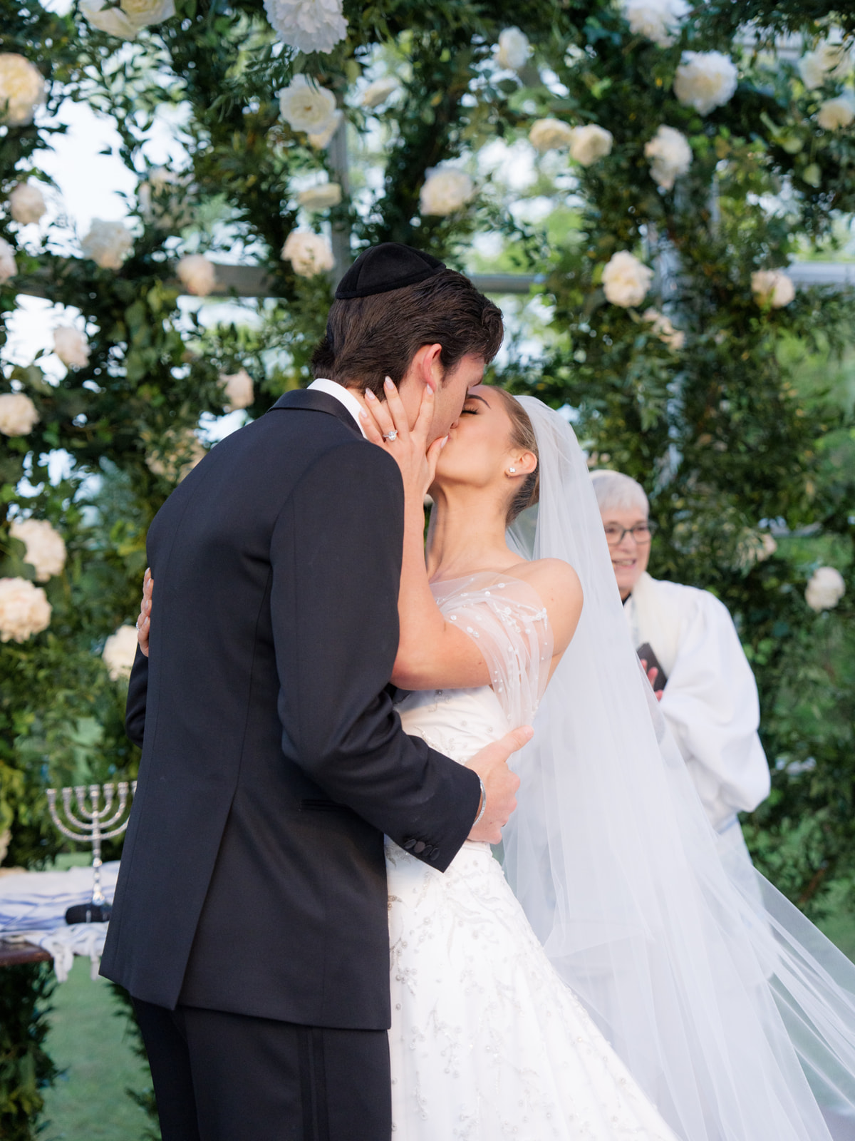 Singer-Songwriter Chloe Stroll and Olympic Snowboarder Scotty James’s ...