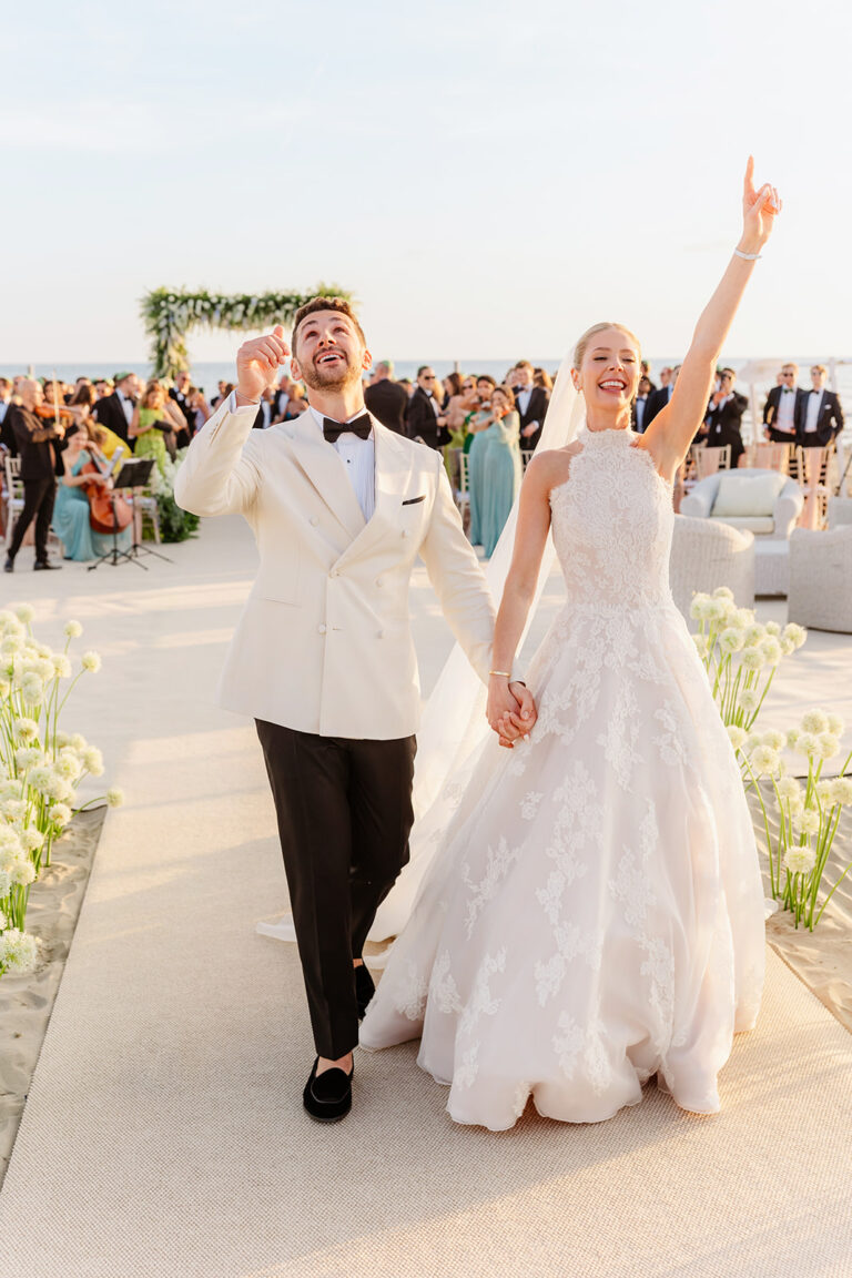 Marisa & Levi - Over The Moon