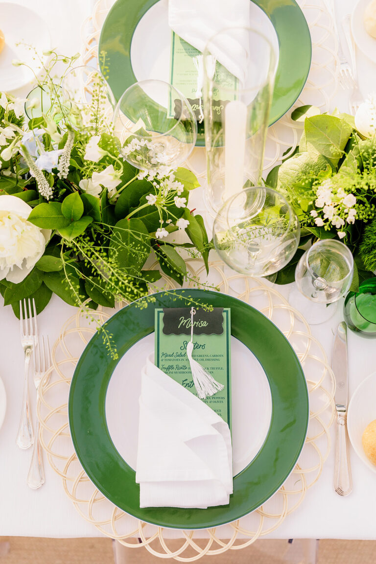 Marisa & Levi - Over The Moon