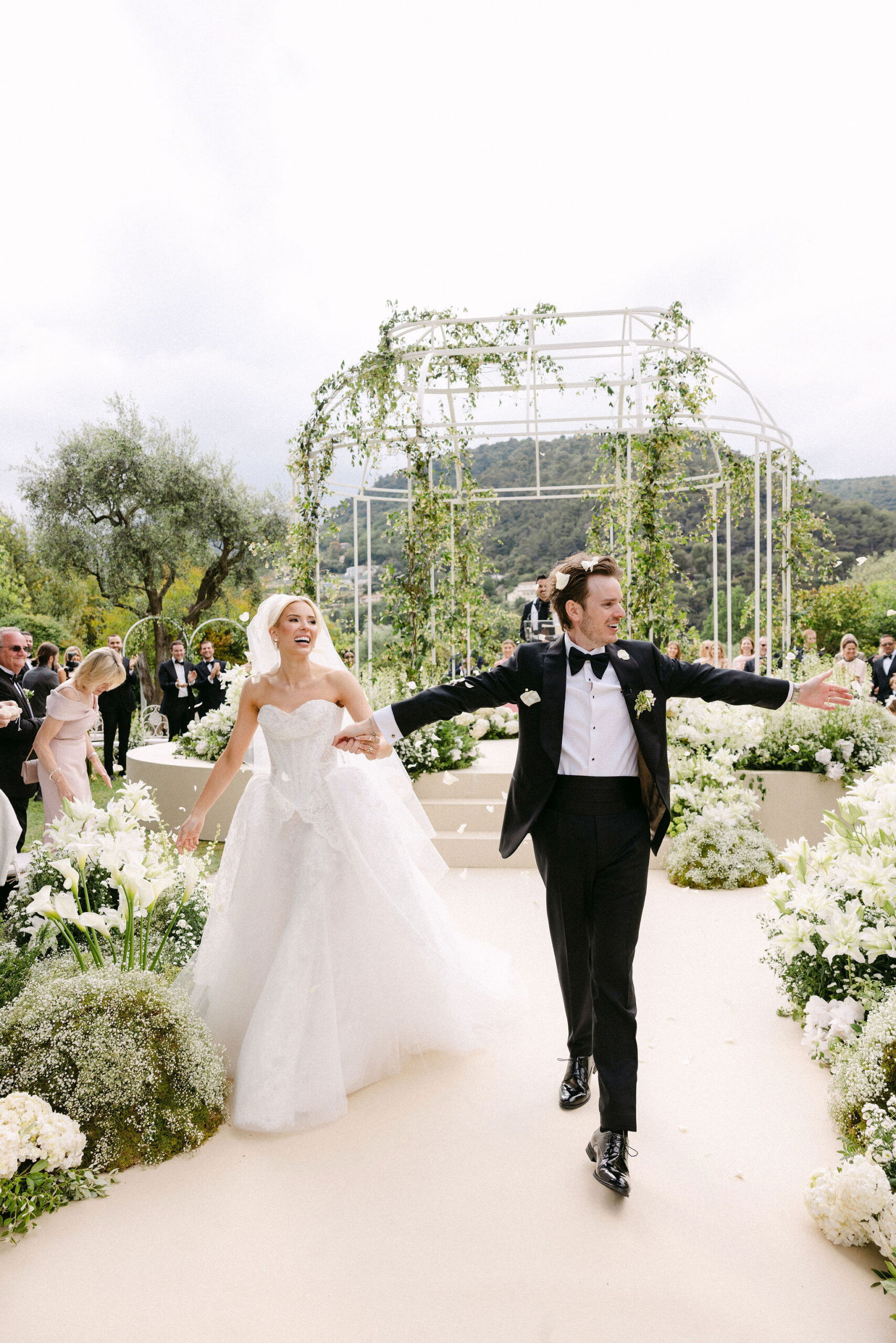 over-the-moon-lily-ella-mackie-and-jack-maynard13 - Over The Moon